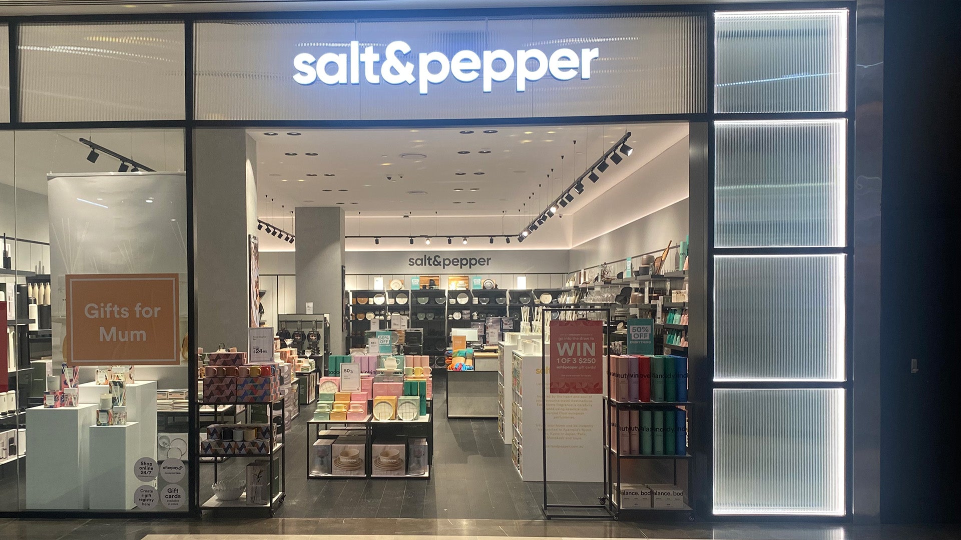 salt&pepper Carindale